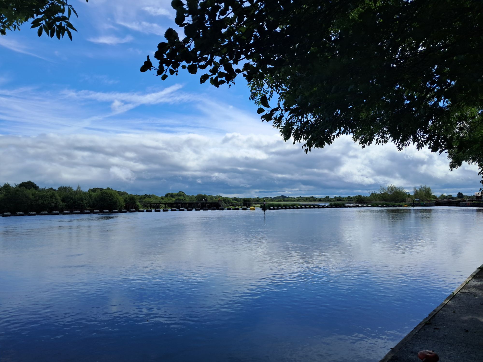 The mighty Shannon river 🙌 at Tarmonbarry – Foodaware
